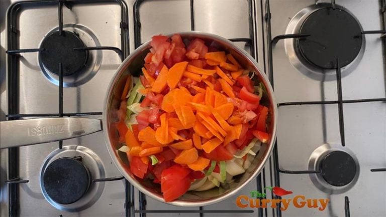 Curry Base Gravy | Restaurant Style Base Sauce | The Curry Guy