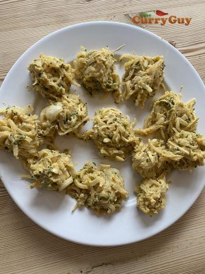 Restaurant Style Onion Bhaji Recipe | The Curry Guy