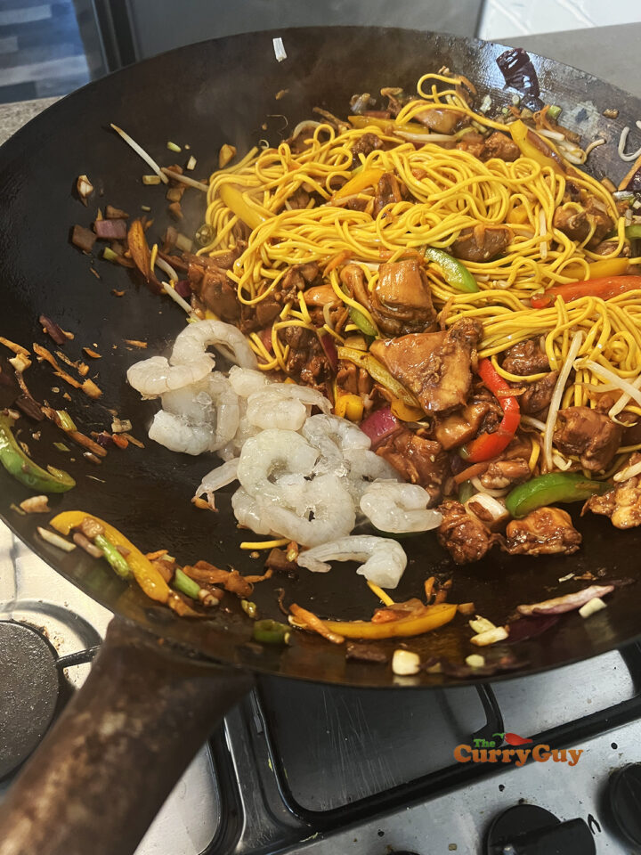 Spicy Chicken Chow Mein | One Pot Recipe | The Curry Guy