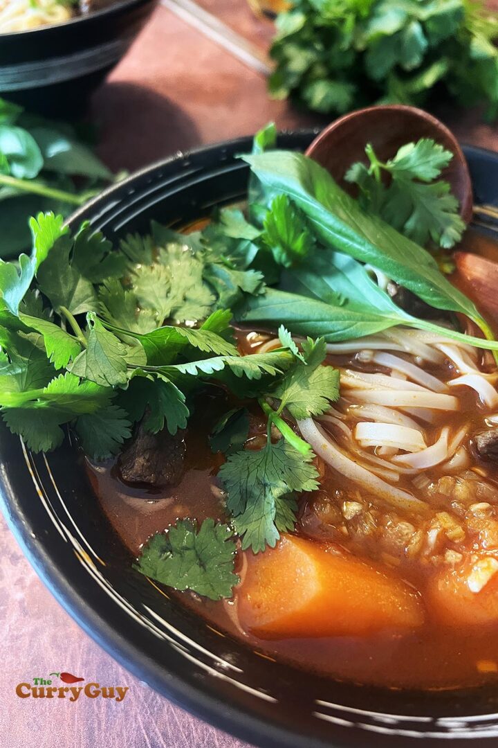 Vietnamese Summer Rolls | The Curry Guy