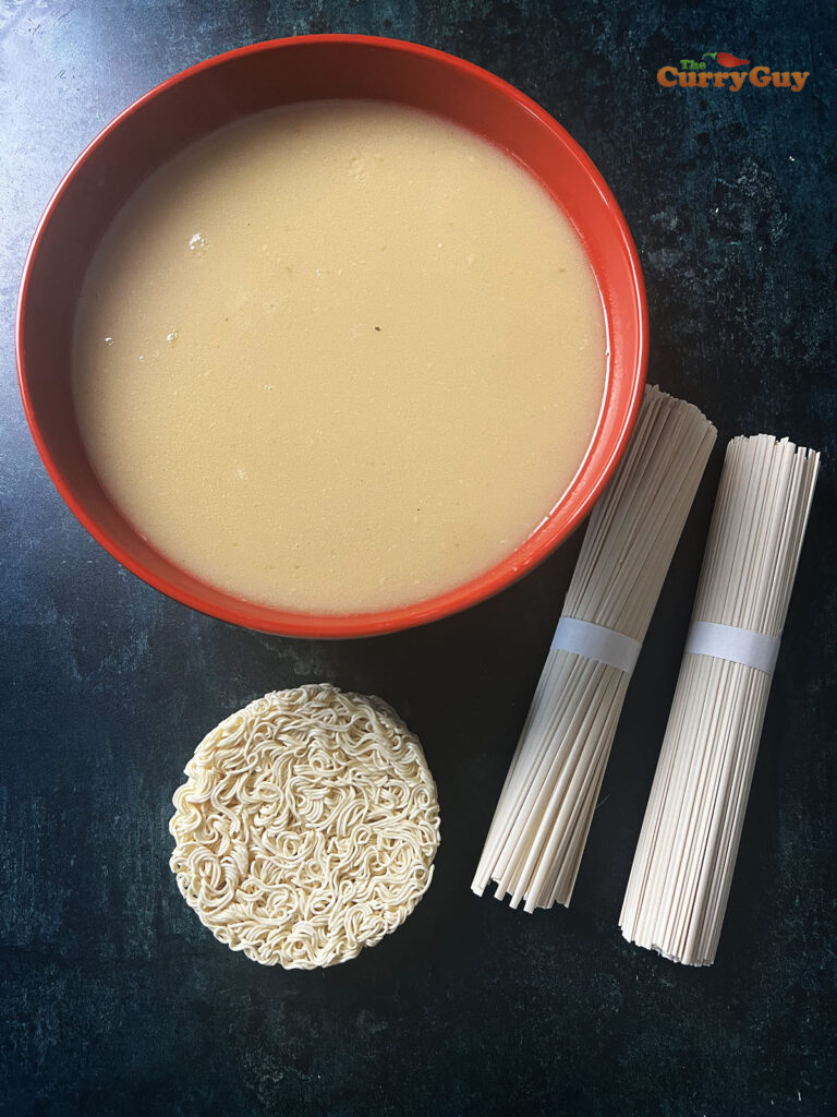Tonkotsu Broth | Tonkotsu Ramen Broth | The Curry Guy