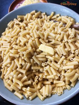Cajun Mac and Cheese | The Curry Guy