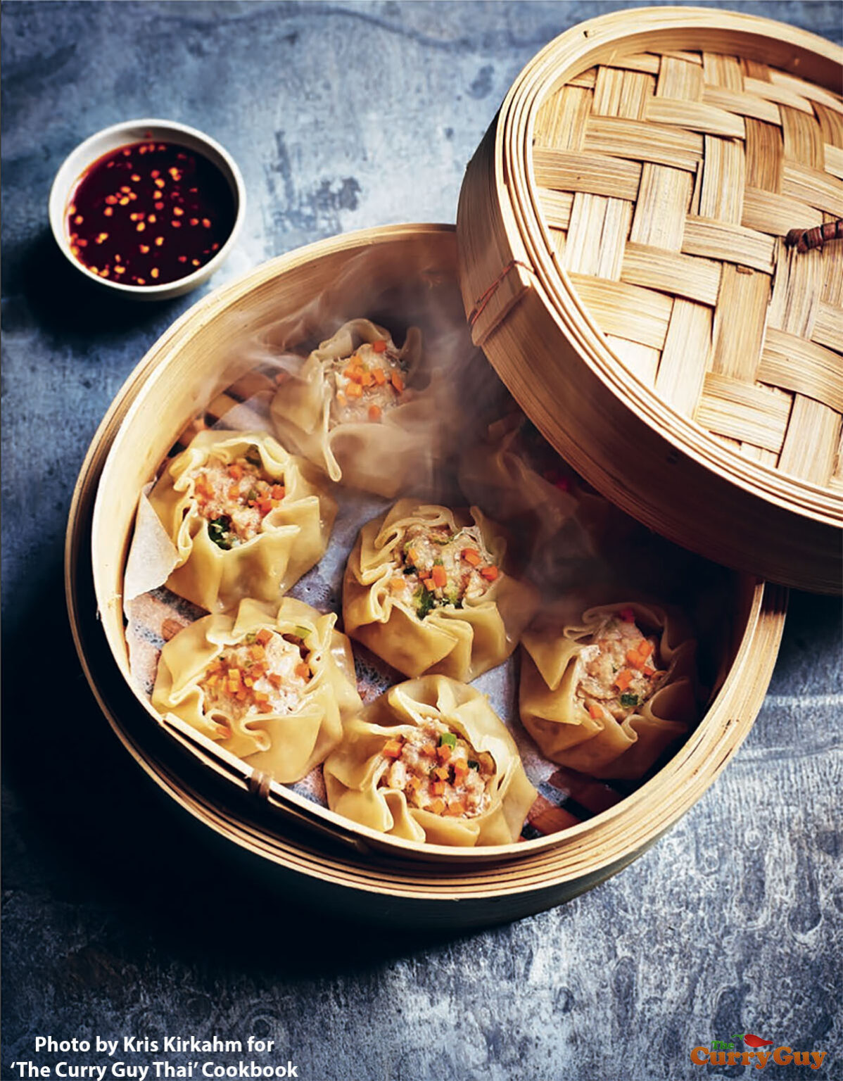Kanom Jeeb - Steamed Pork Dumplings | THE CURRY GUY