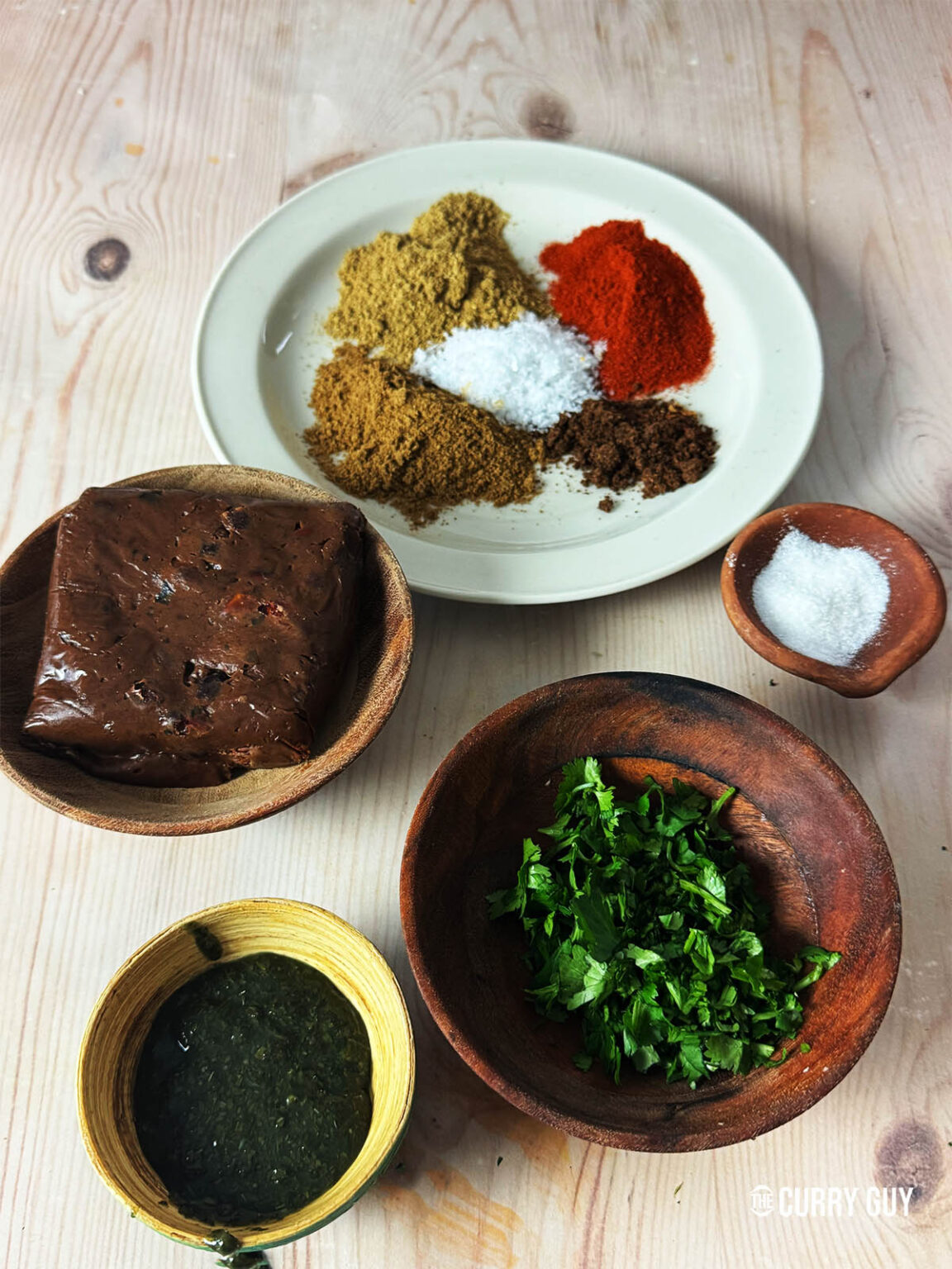 Puri Puri Tamarind Pani Water | The Curry Guy